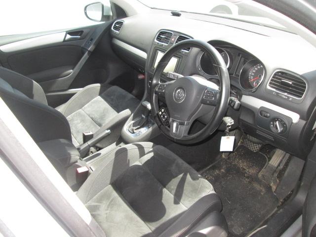VOLKSWAGEN | GOLF | No.627605 | Damaged