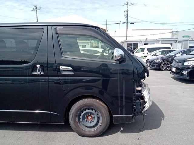 TOYOTA | HIACE VAN | No.1135656 | Damaged