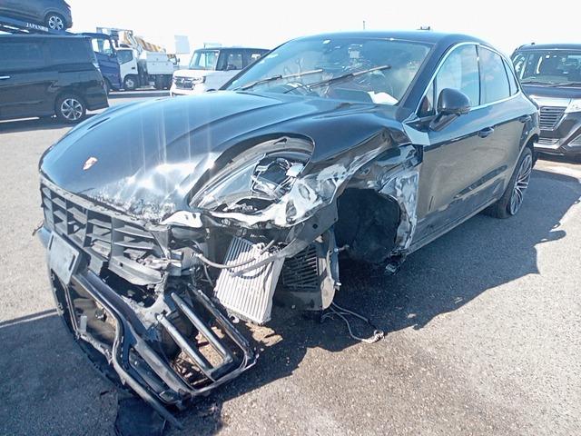 PORSCHE | MACAN | No.1154526 | Suspension,Damaged