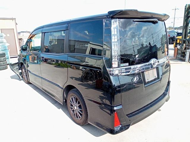 TOYOTA | VOXY | No.1195727 | Suspension,Damaged