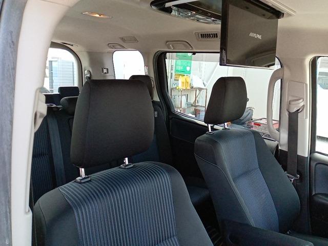 TOYOTA | VOXY | No.1195727 | Suspension,Damaged