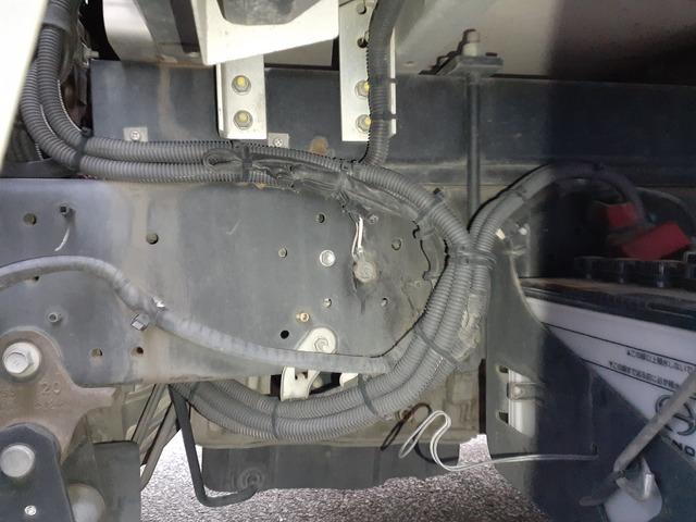 HINO | DUTRO (REFRIGERATOR) | No.1203202 | Damaged