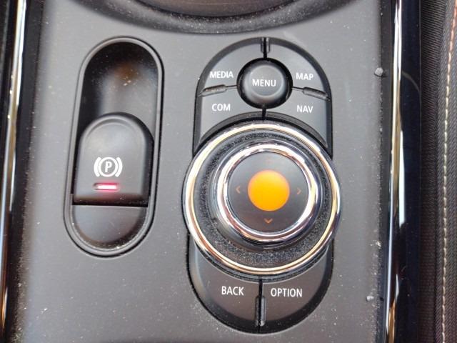 BMW | MINI | No.1233567 | Suspension,Damaged