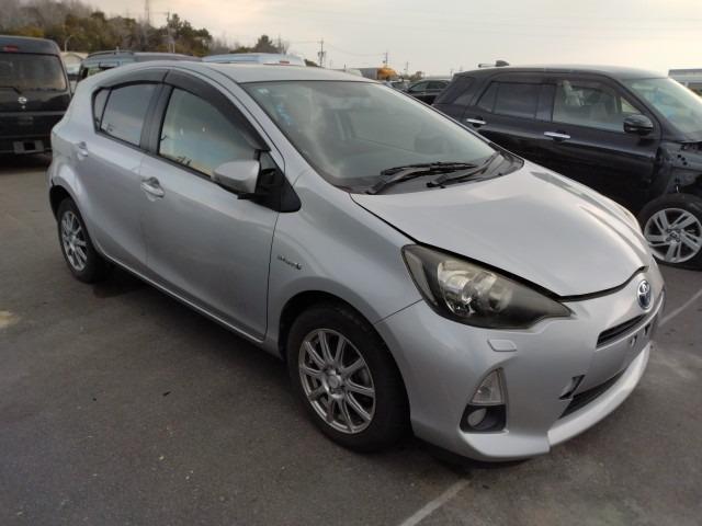 TOYOTA | AQUA | No.1266273 | Damaged