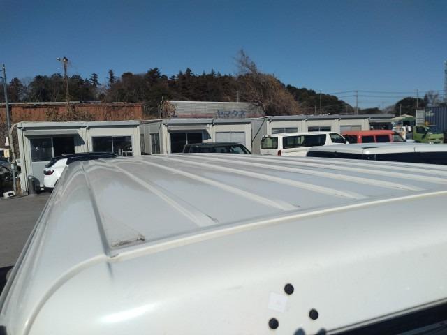 TOYOTA | HIACE VAN | No.1290338 | Damaged