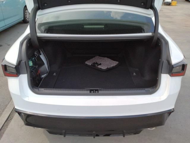 LEXUS | IS | No.1305609 | Damaged