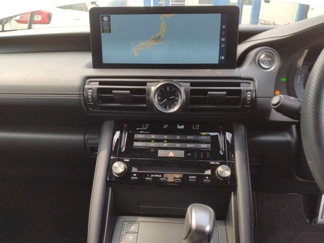 LEXUS | IS | No.1305609 | Damaged