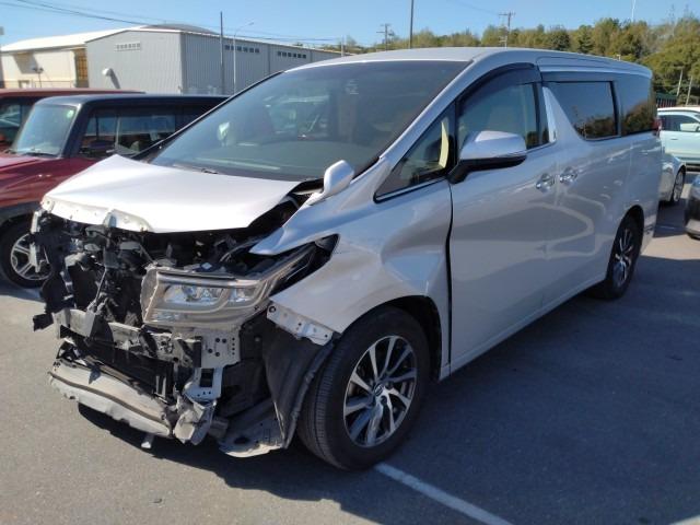 TOYOTA | ALPHARD | No.1328087 | Damaged